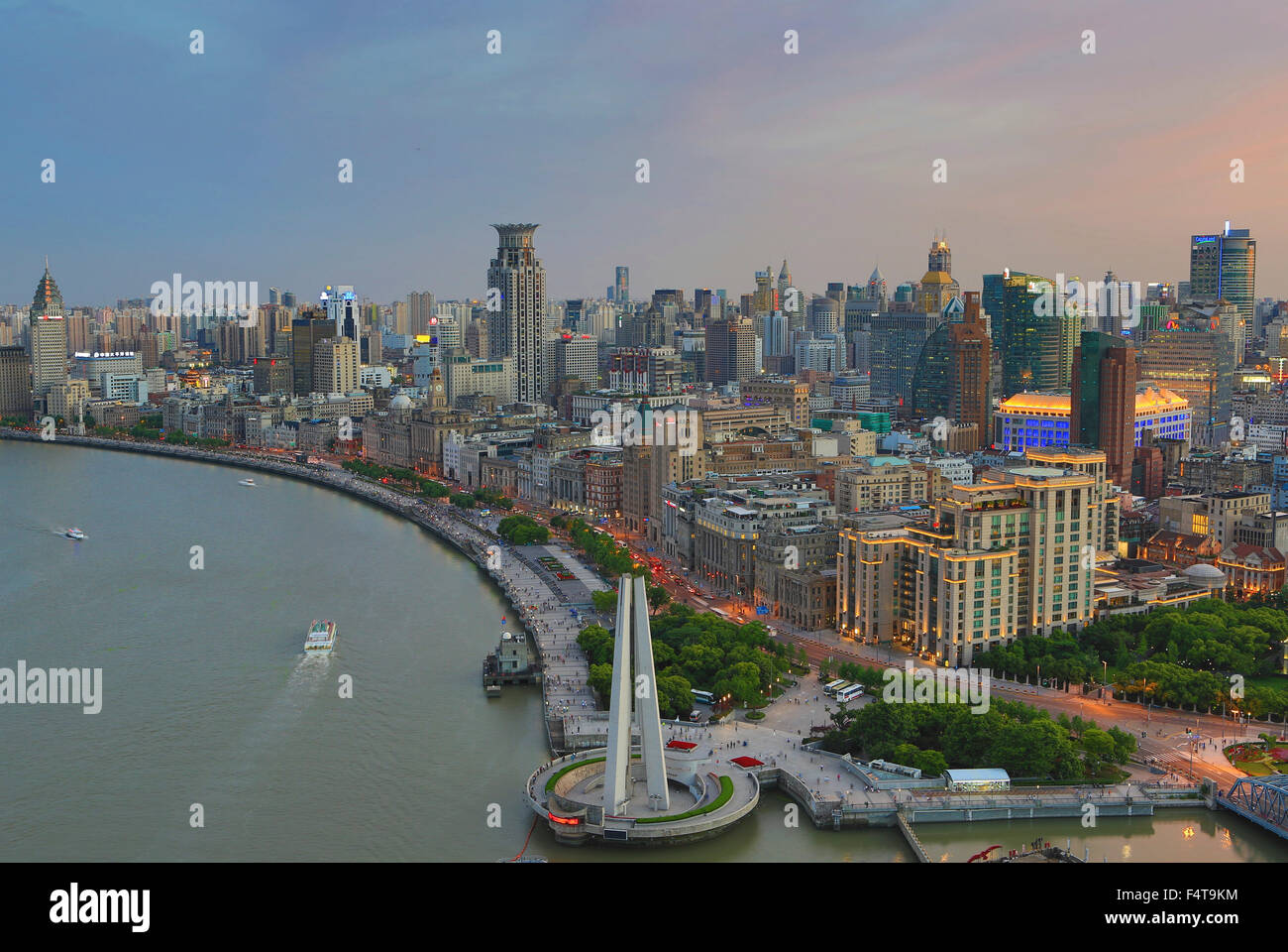 Shanghai the bund river hi-res stock photography and images - Alamy