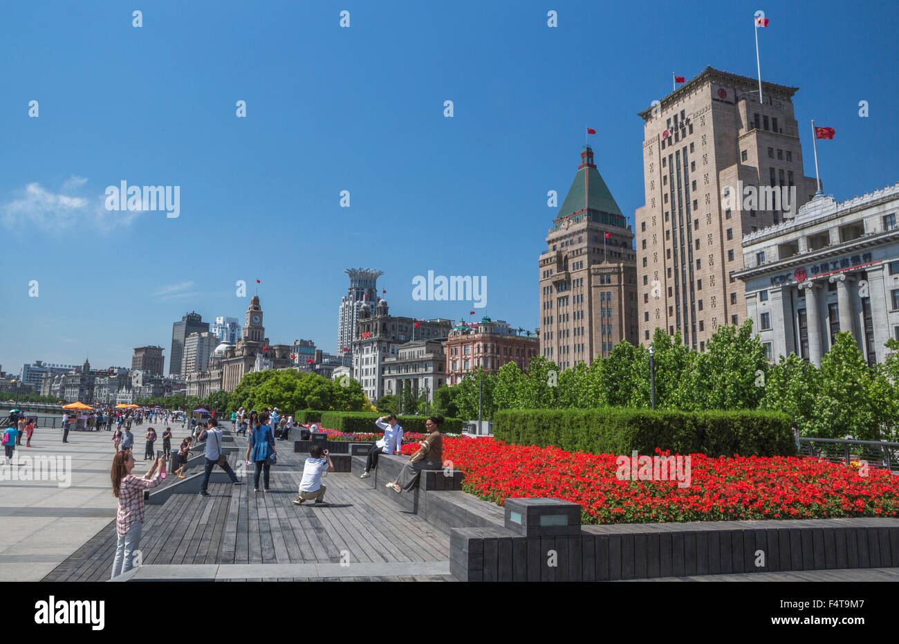 Skyline And Old Bund High Resolution Stock Photography and Images - Alamy