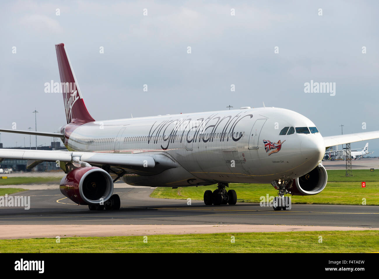 British airways airbus a330 hi-res stock photography and images - Alamy
