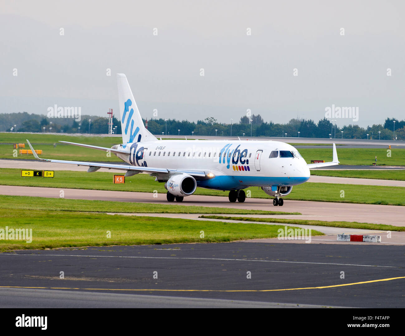 United airlines flight 175 hi-res stock photography and images - Alamy
