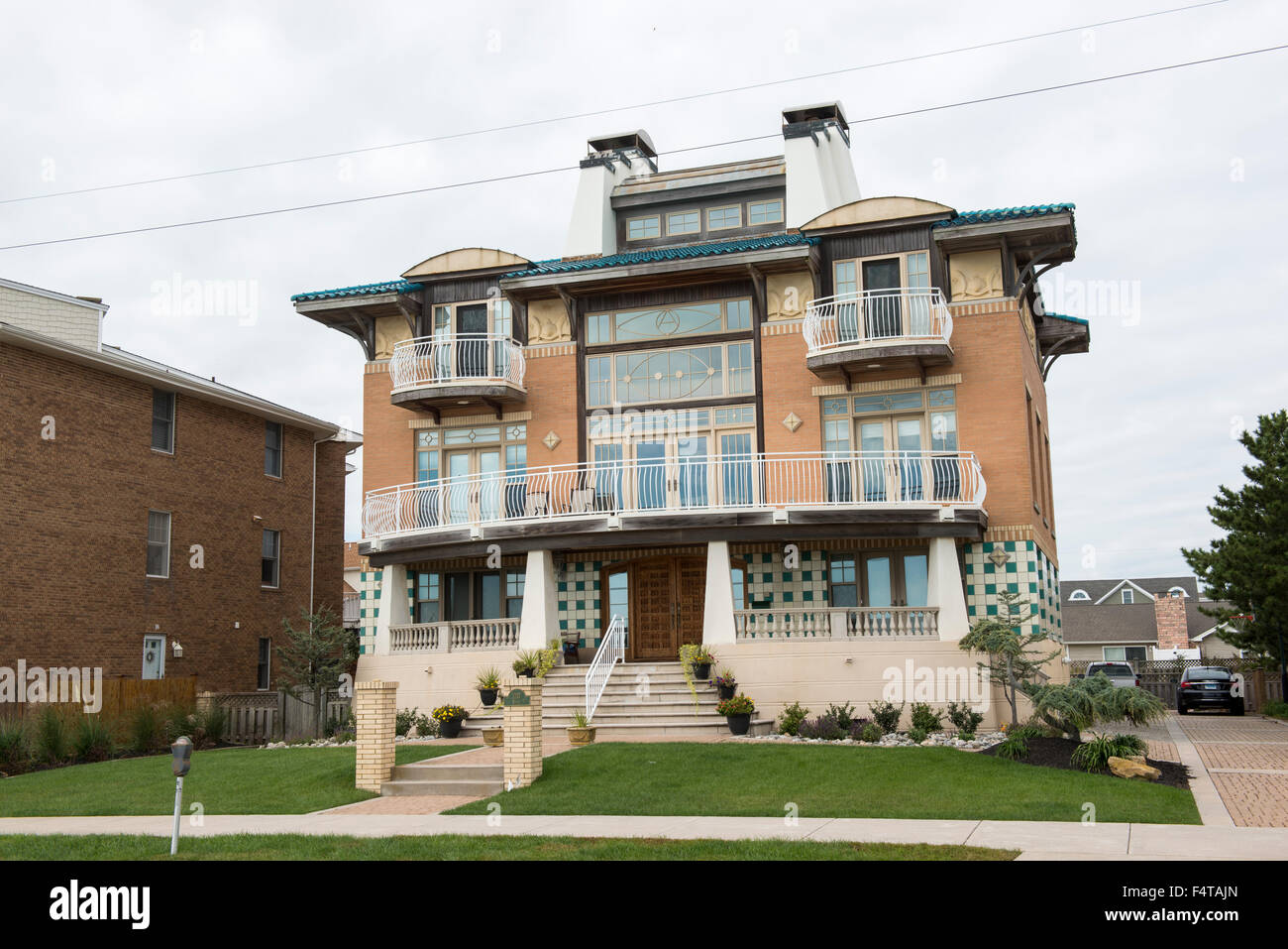 Cape may victorian homes hi-res stock photography and images - Alamy