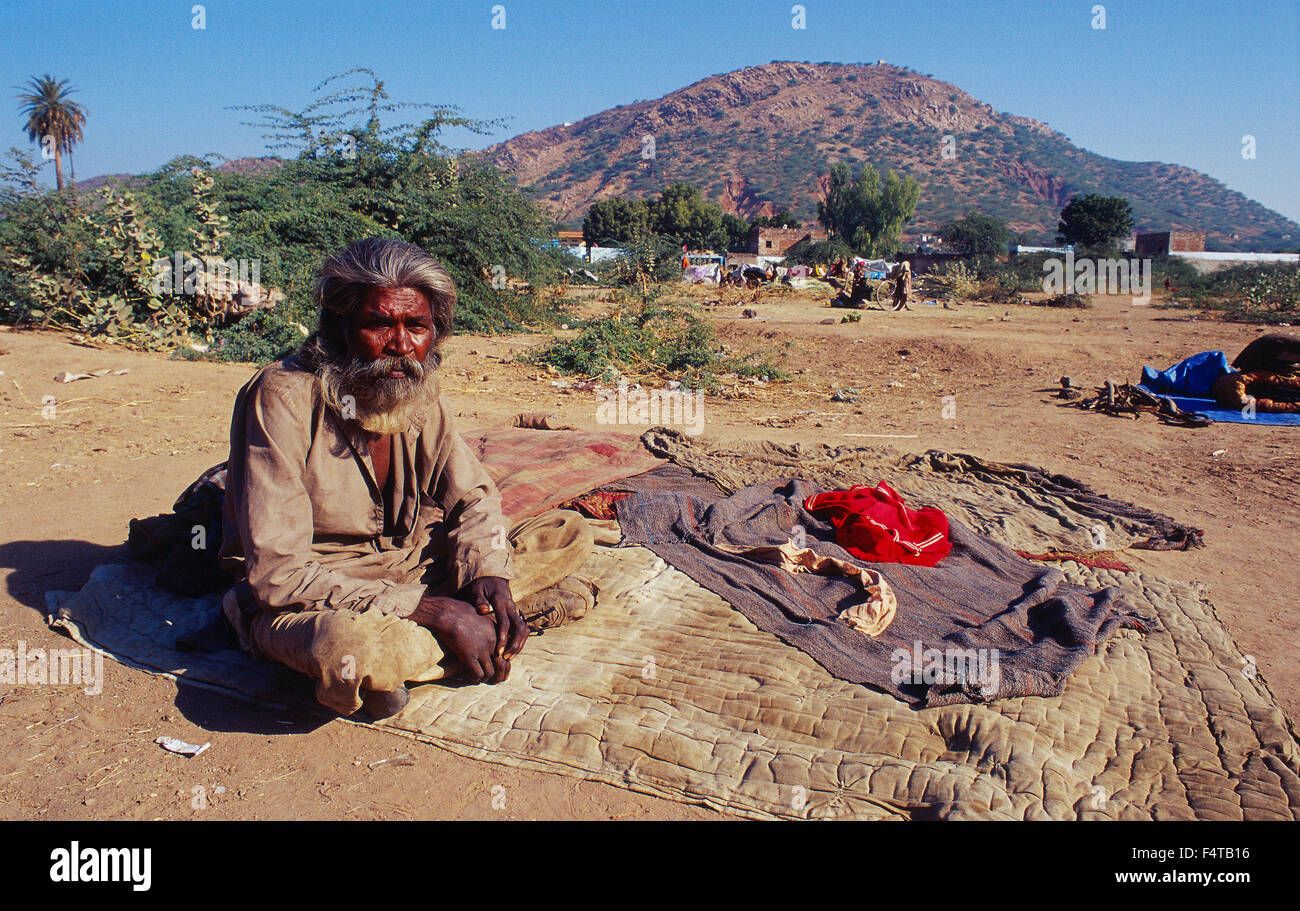 Nomadic system hi-res stock photography and images - Alamy