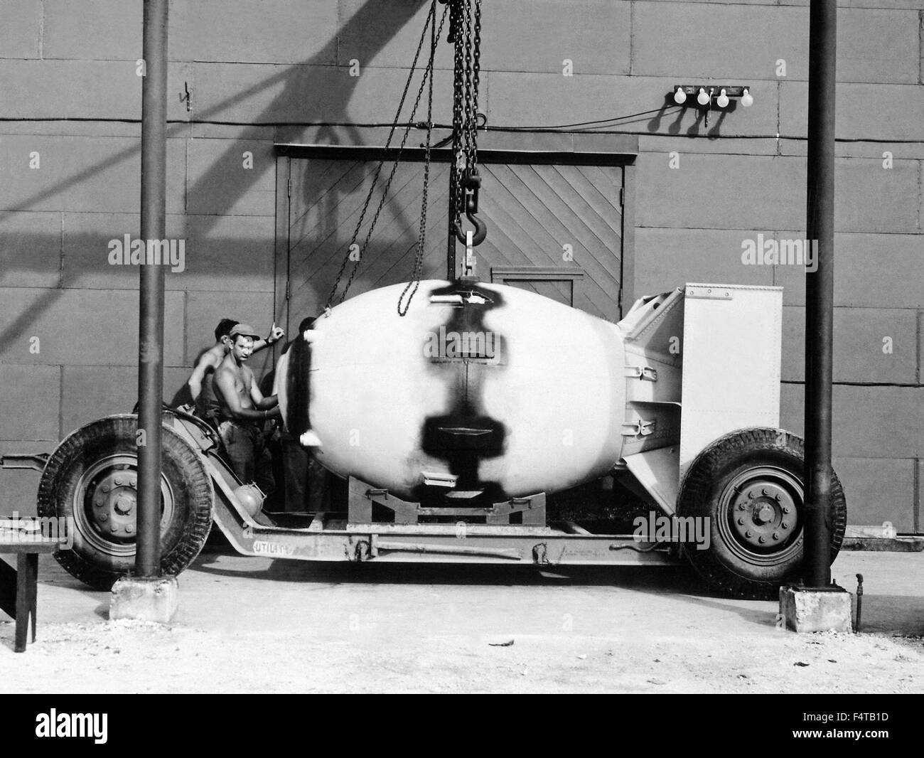 Plutonium bomb hi-res stock photography and images - Alamy
