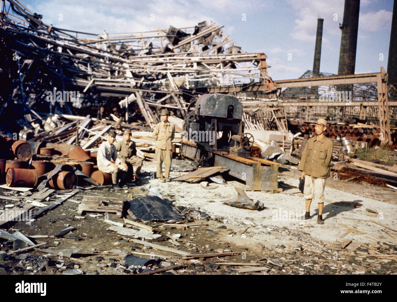 Fat man atomic bomb hi-res stock photography and images - Alamy
