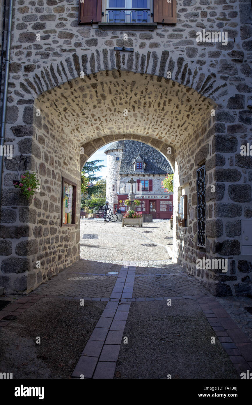 Auberge de la tour restaurant hi-res stock photography and images - Alamy