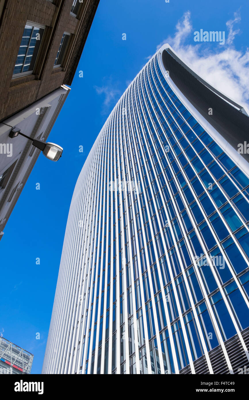 20 fenchurch street aka the walkie talkie building hi-res stock ...