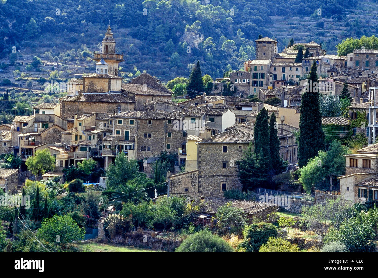 Valldemossas real cartuja hi-res stock photography and images - Alamy