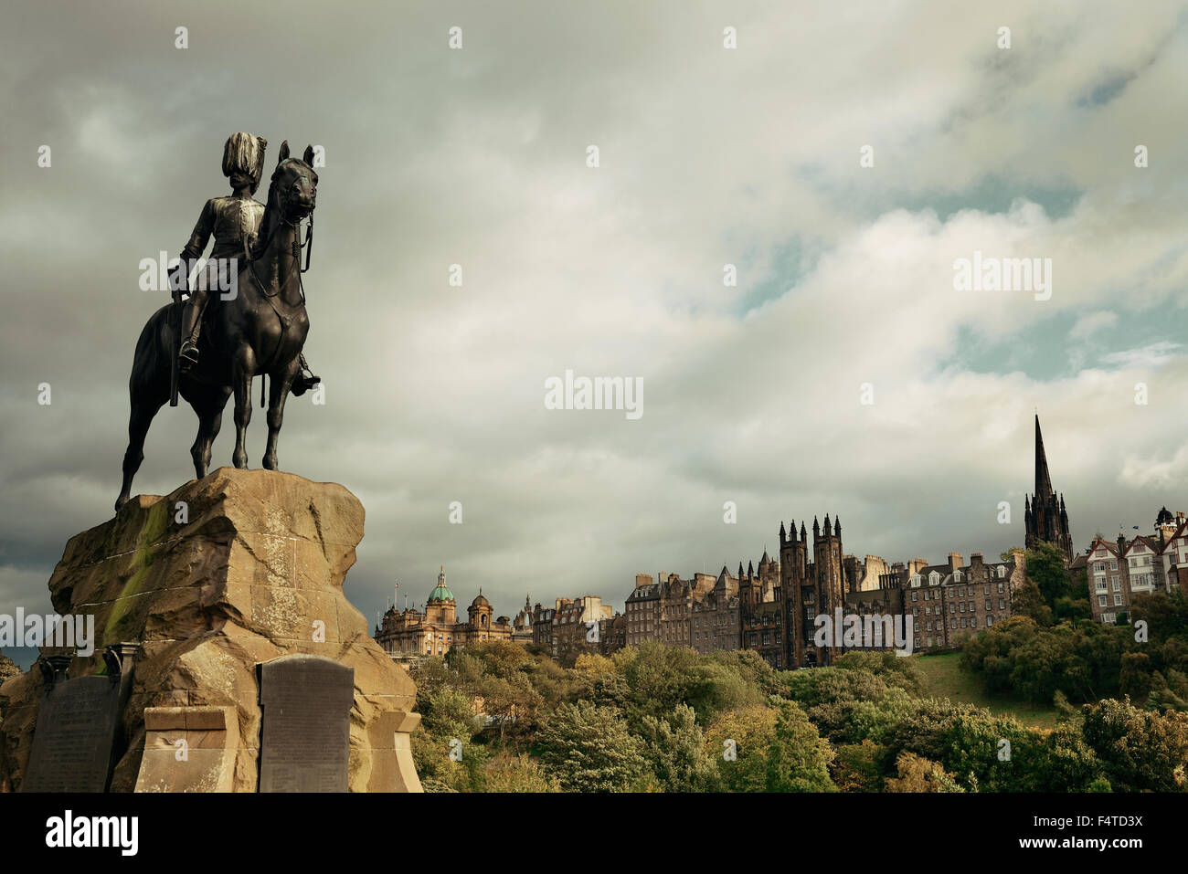 The Royal Scots Greys Monument in Edinburgh Stock Photo - Alamy