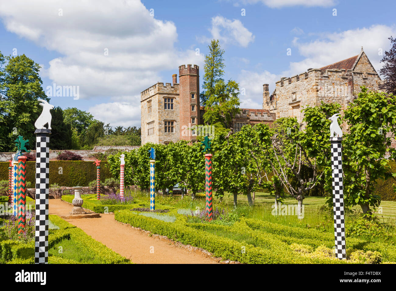 Penshurst place flowers hi-res stock photography and images - Alamy