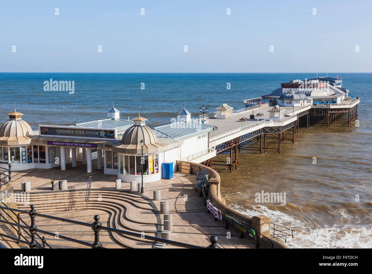 England, Norfolk, Cromer, Cromer Pier Stock Photo - Alamy