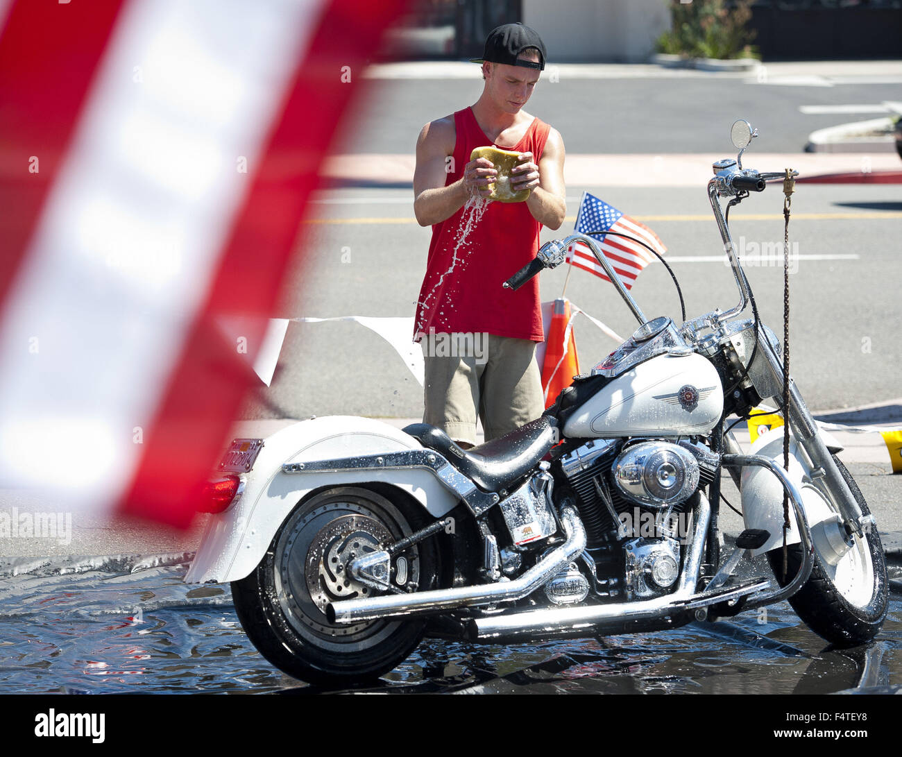 Harley davidson building original hi-res stock photography and images ...