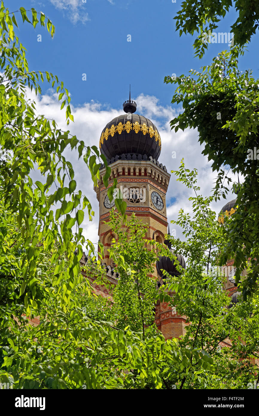 Big, synagogue, main entrance, tower Stock Photo - Alamy