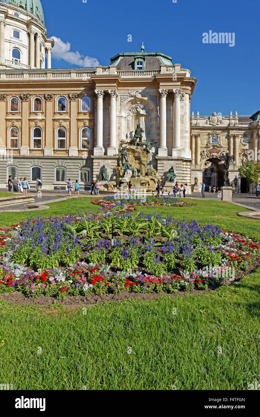 mount Buda, castle, Matthew well Stock Photo - Alamy