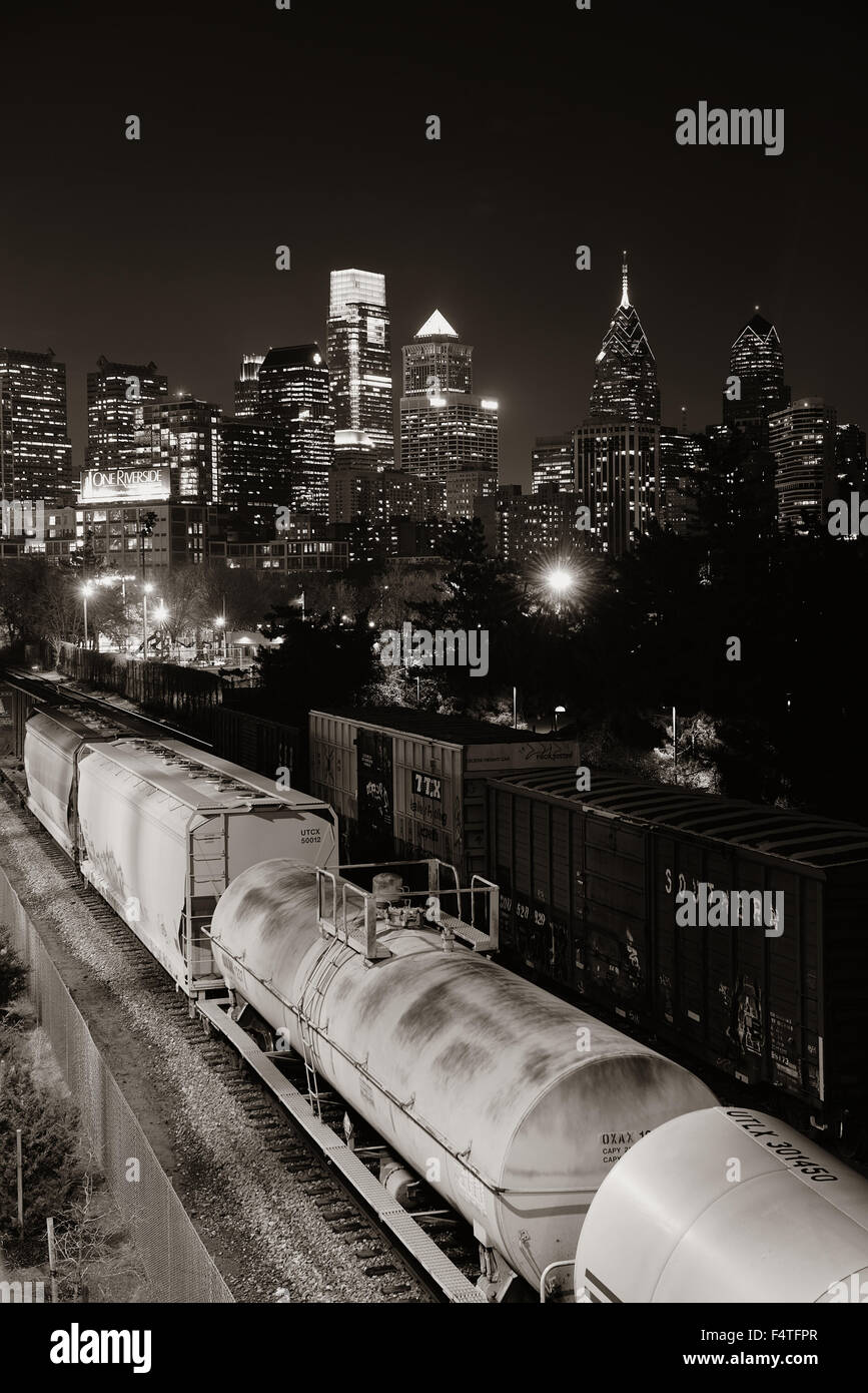 PHILADELPHIA, PENNSYLVANIA - MAR 26: city skyline with train on March ...