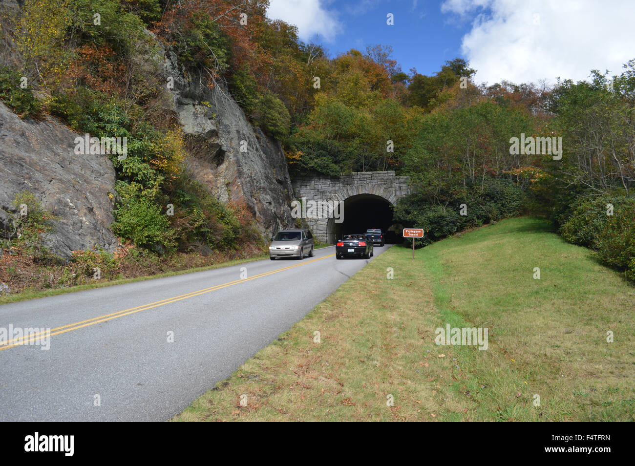 Fall colors along the Blue Ridge Parkway Stock Photo - Alamy
