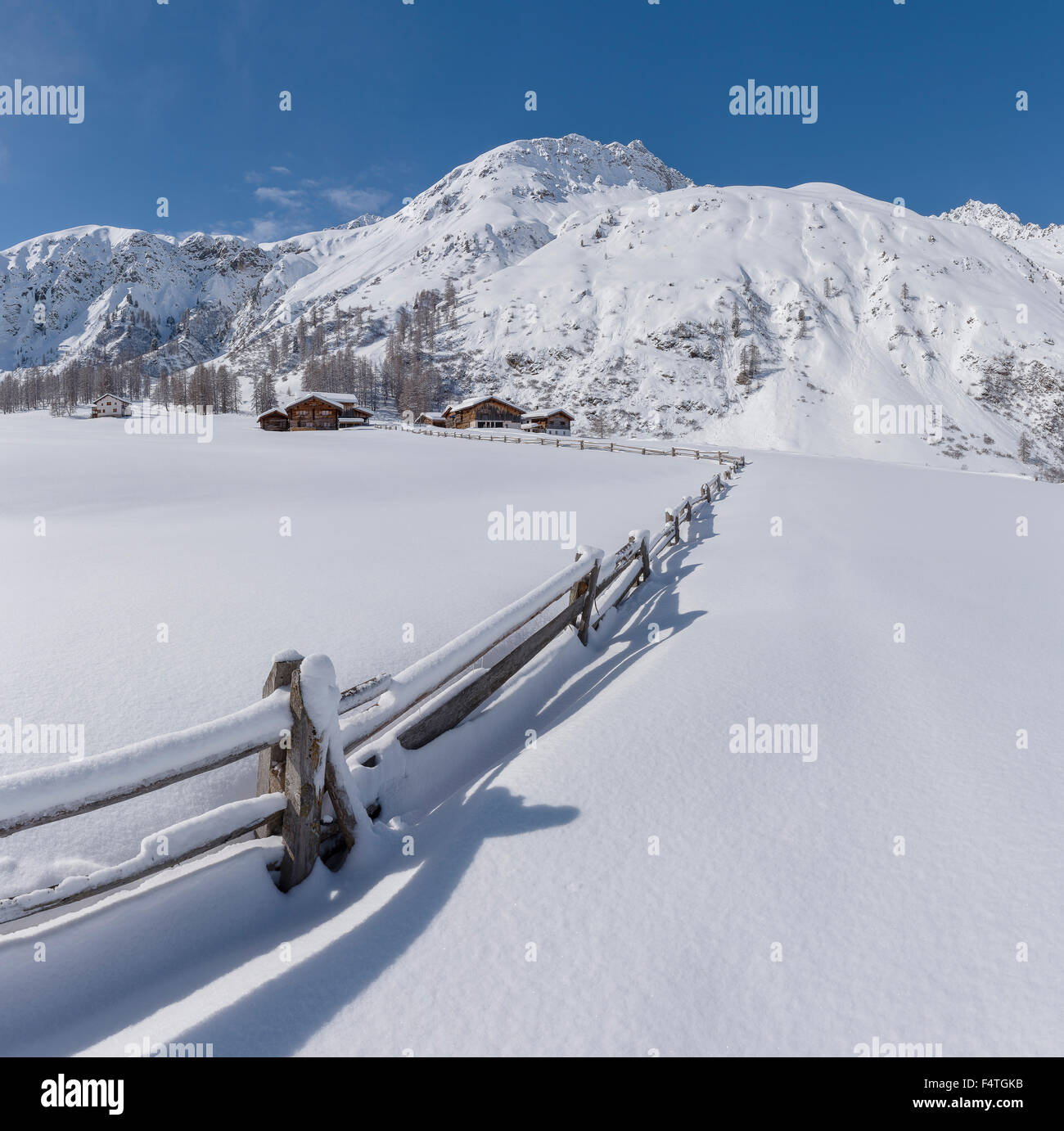 Sertigtal, Sertig Dörfli, little church Stock Photo - Alamy