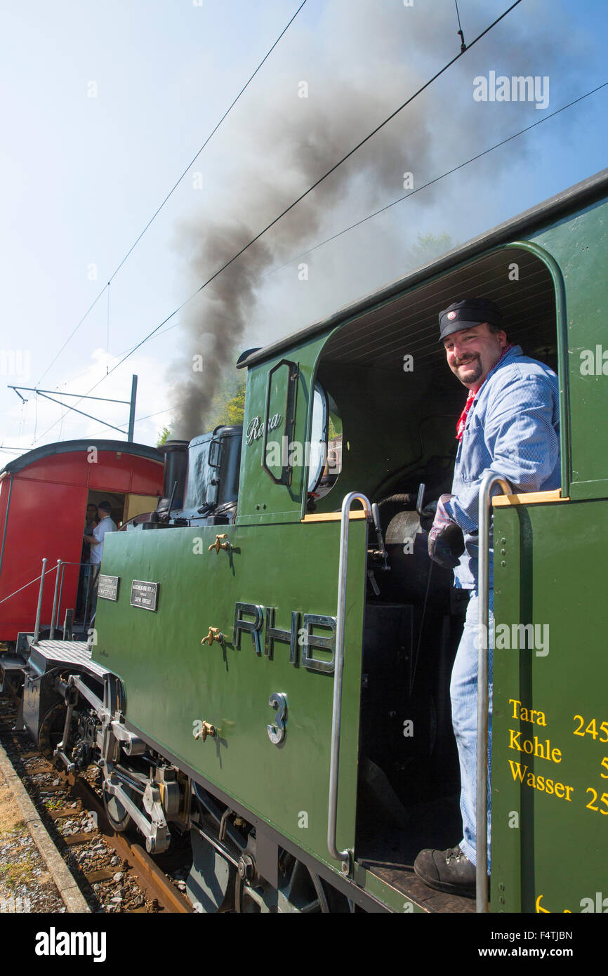 Parade of steam hi-res stock photography and images - Alamy