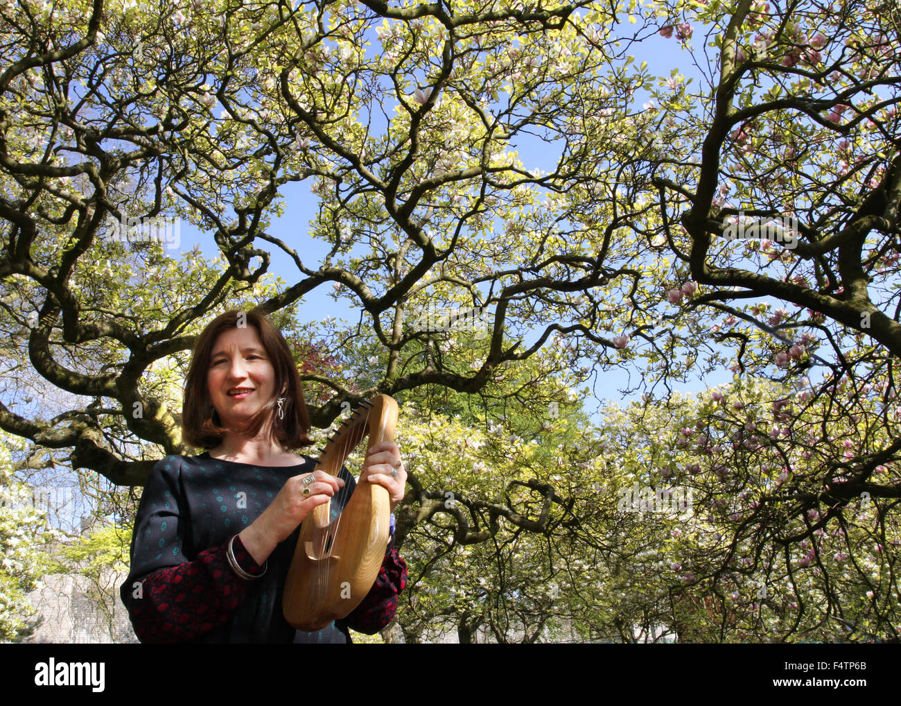 professional storyteller cardiff bute park cardiff Stock Photo - Alamy