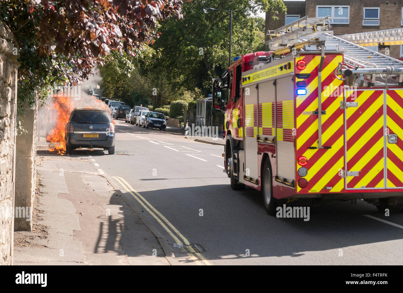 Vauxhall zafira and fire hi-res stock photography and images - Alamy