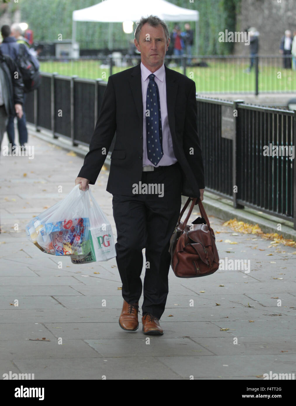 Nigel evans mp hi-res stock photography and images - Alamy