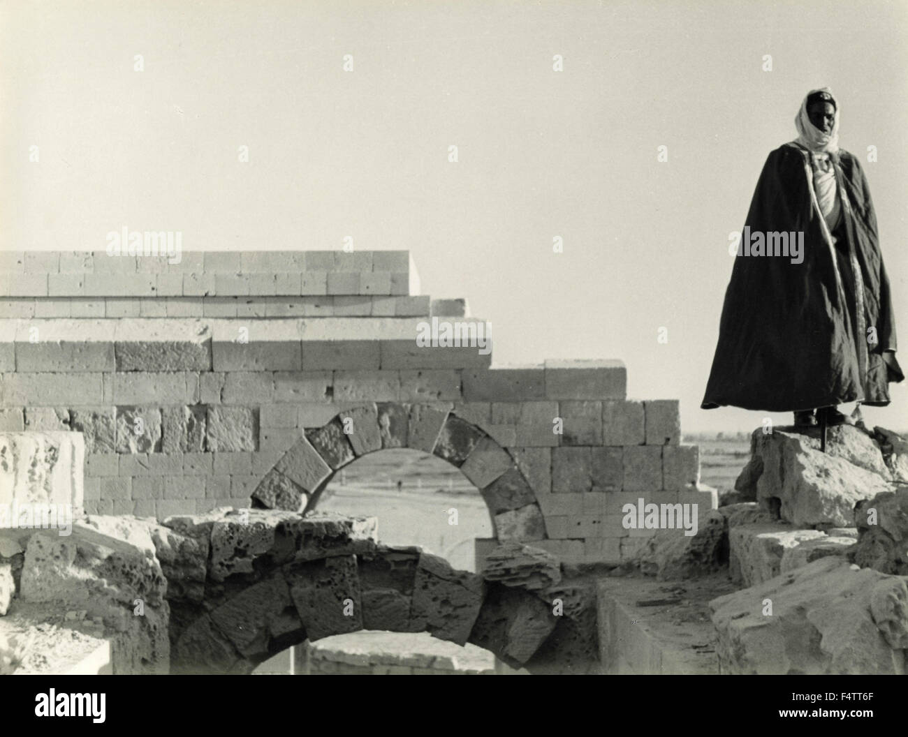 Roman clothes hi-res stock photography and images - Alamy