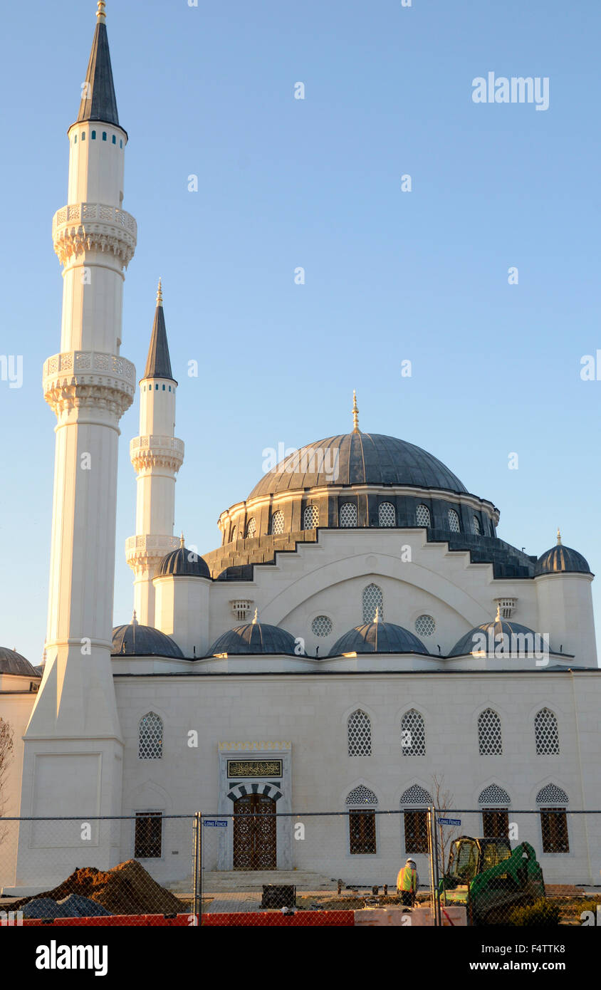 Mosque under construction in Lahnam, Md Stock Photo - Alamy