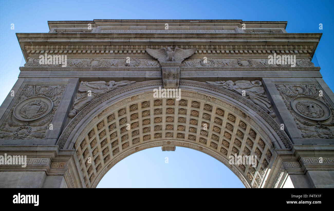 Washington square arch hi-res stock photography and images - Alamy