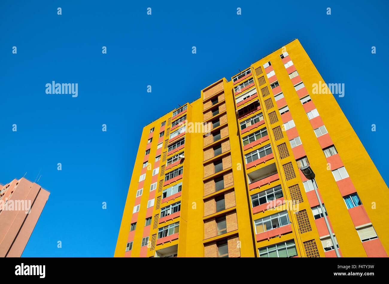 Windows Texture Building Stock Photo - Alamy