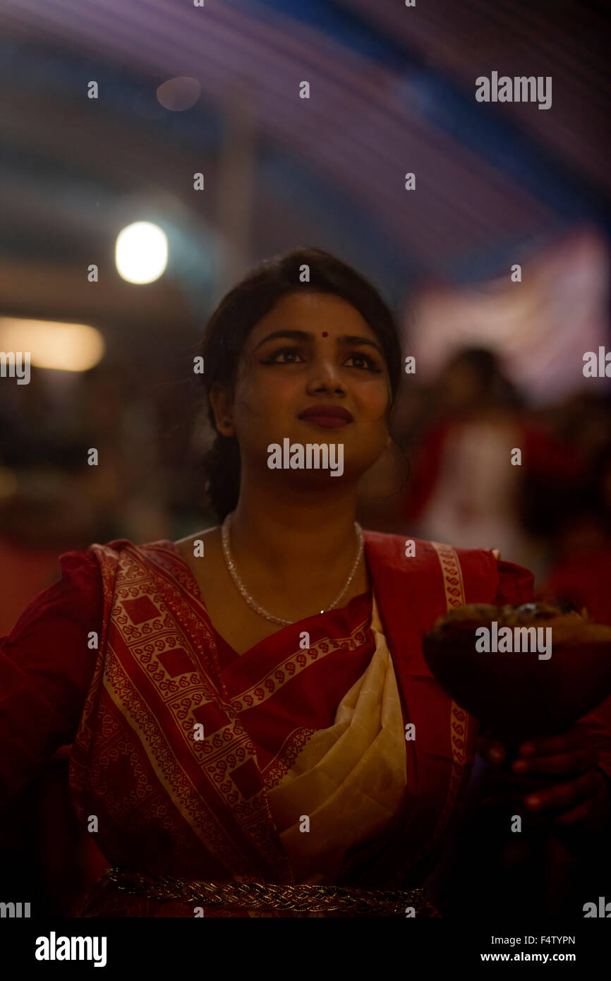 Dhunuchi hi-res stock photography and images - Alamy