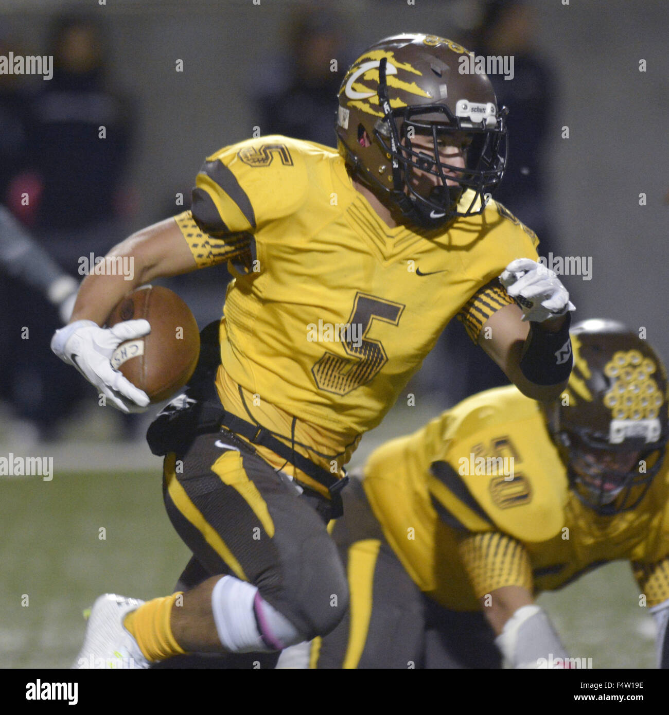 Usa. 22nd Oct, 2015. SPORTS -- Cibola's Joaquin Espitia-Candelaria, 5 ...