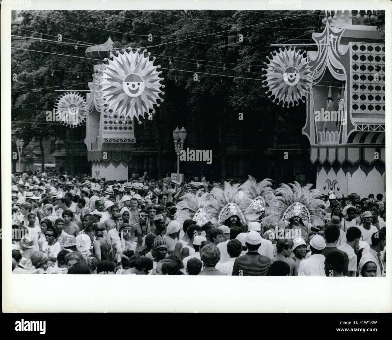 1978 rio carnival parade samba hi-res stock photography and images - Alamy