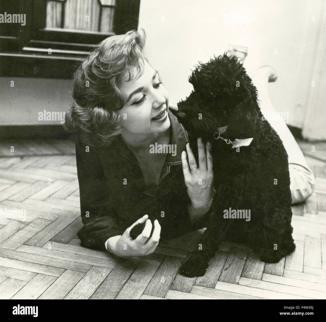 Singer anna hi-res stock photography and images - Alamy