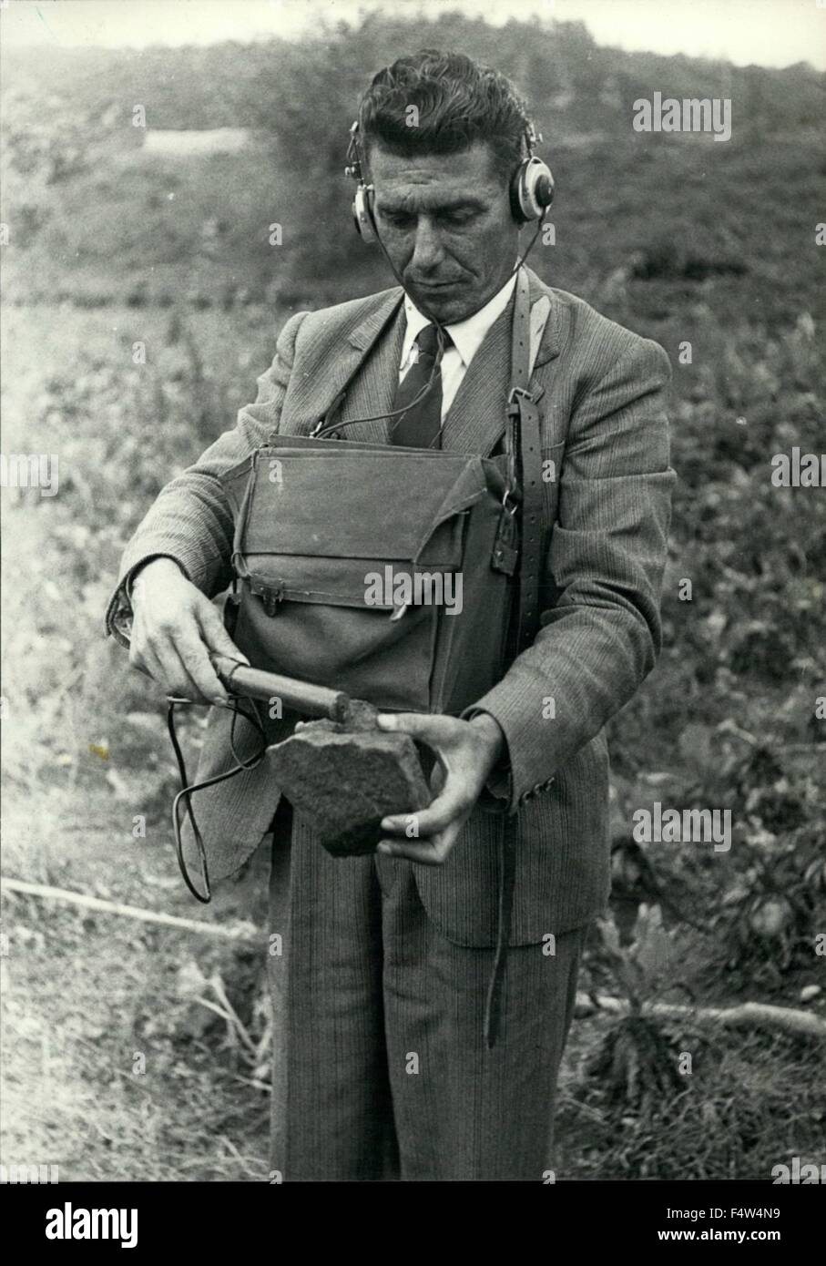 1952 - The mining searcher J. Gentili. © Keystone Pictures USA ...
