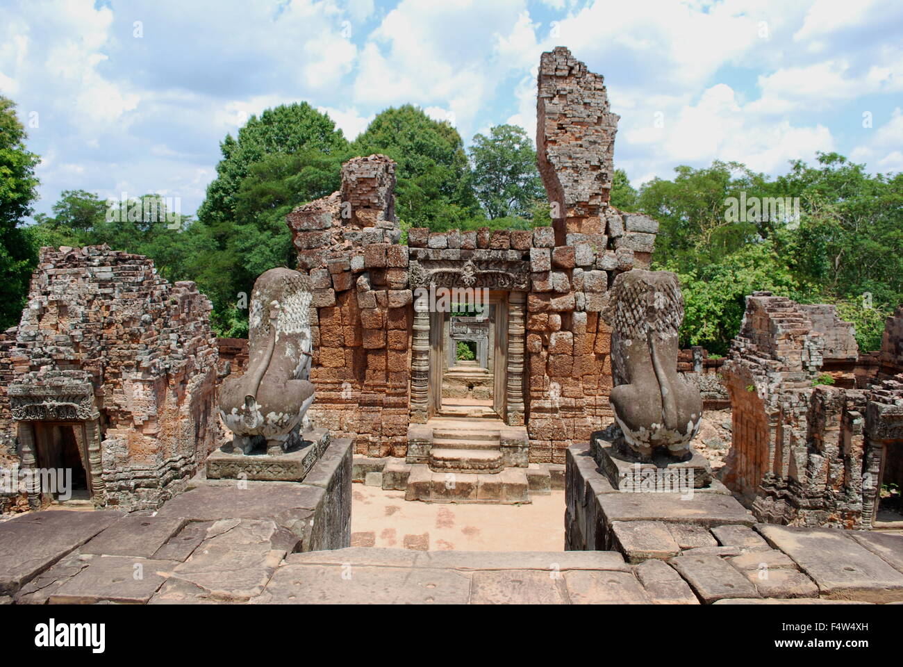 Large Three Story Brick High Resolution Stock Photography and Images ...