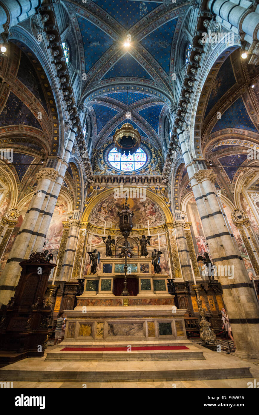 Duomo siena altar church hi-res stock photography and images - Alamy