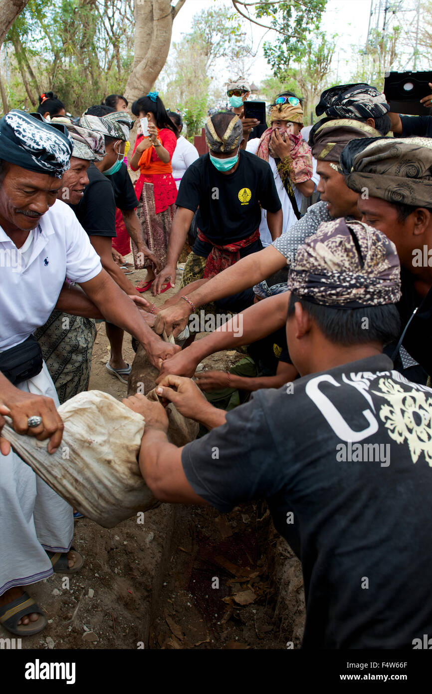 Gamelan funeral hi-res stock photography and images - Alamy