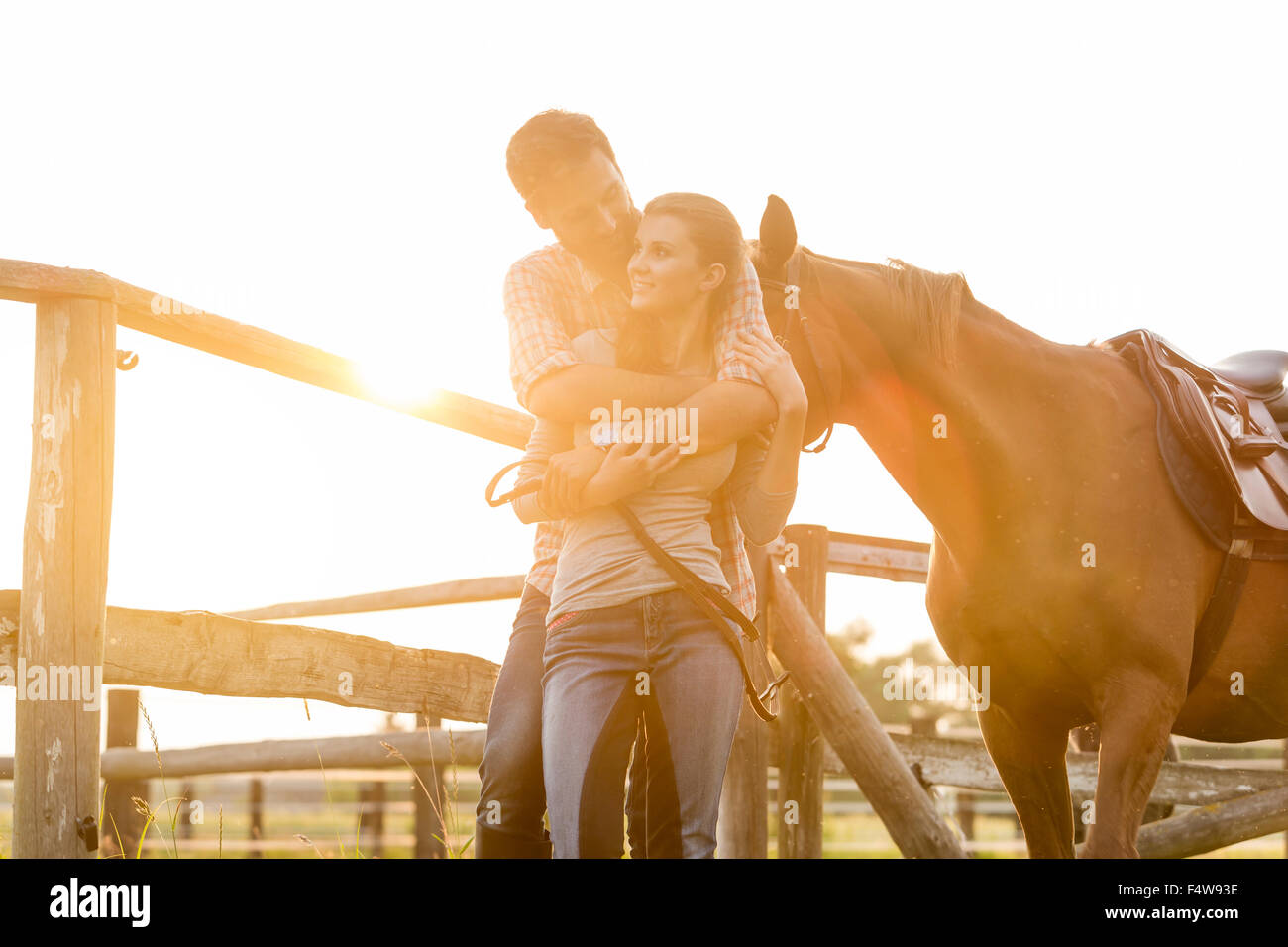 Animals hugging hi-res stock photography and images - Alamy