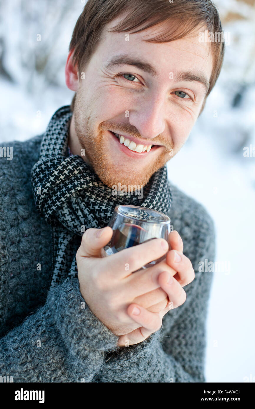 Man holding glass Stock Photo - Alamy