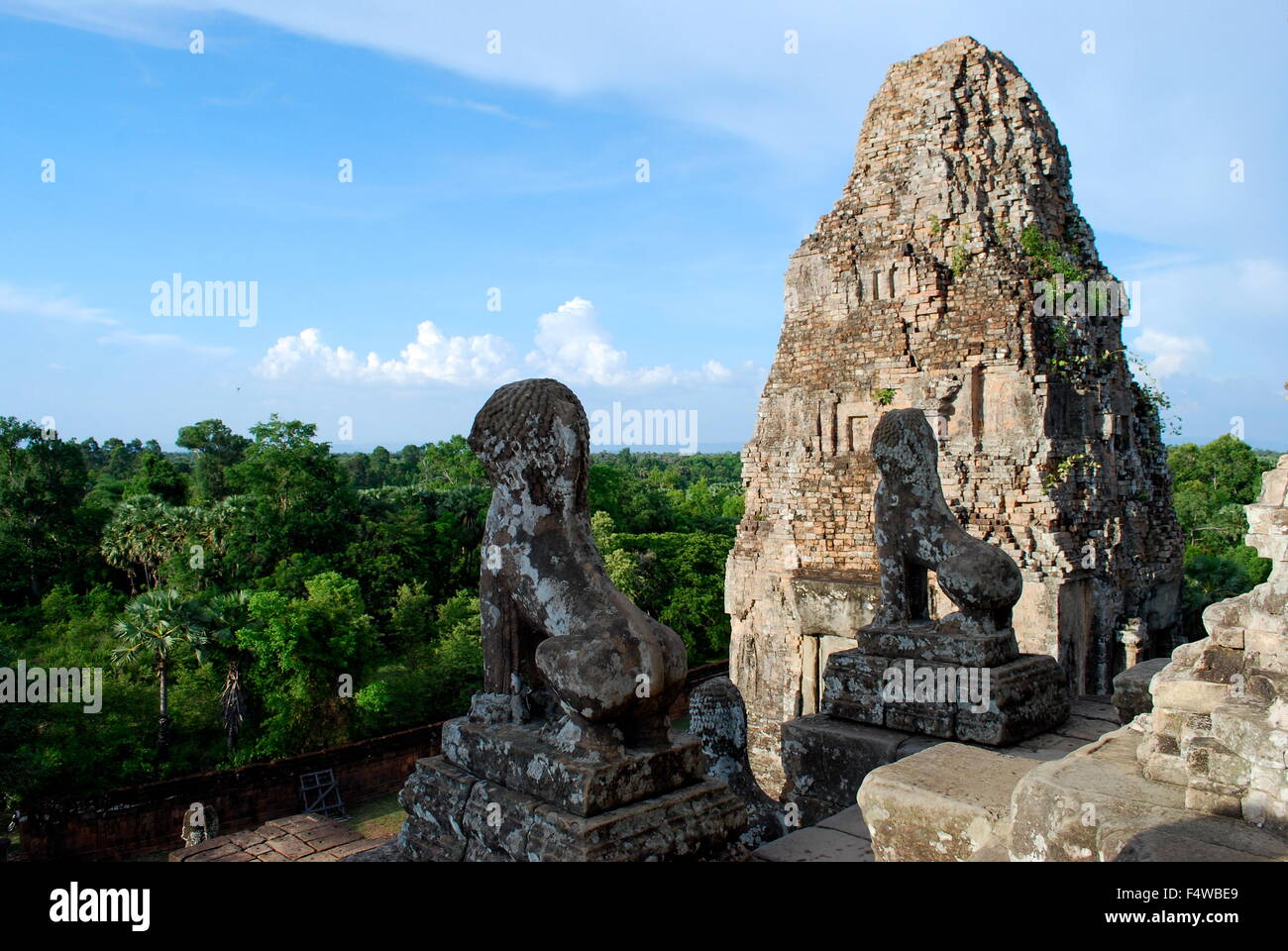 Prasat pre hi-res stock photography and images - Alamy