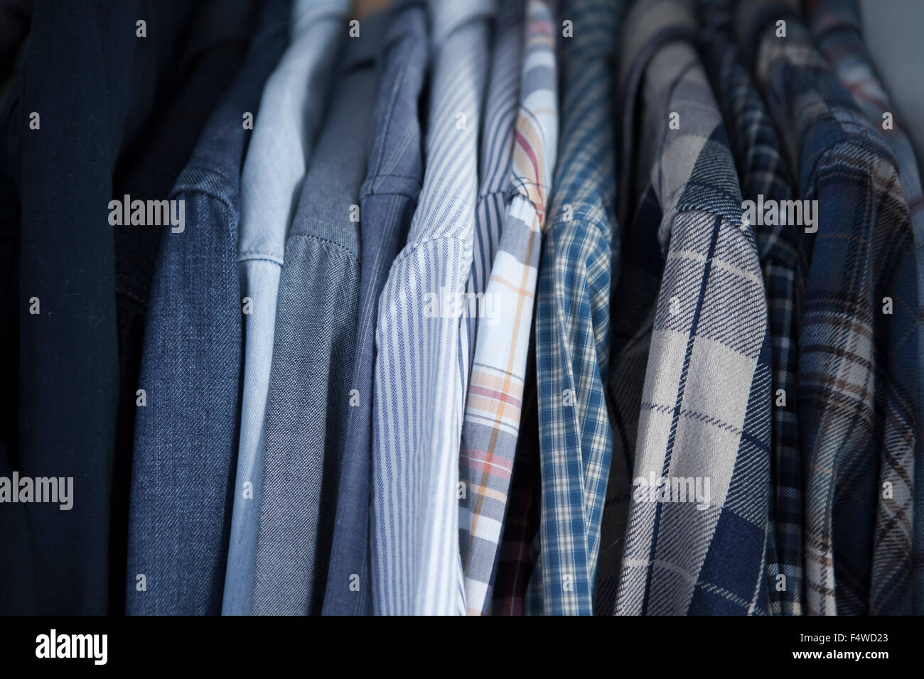 Row of clothes hi-res stock photography and images - Alamy