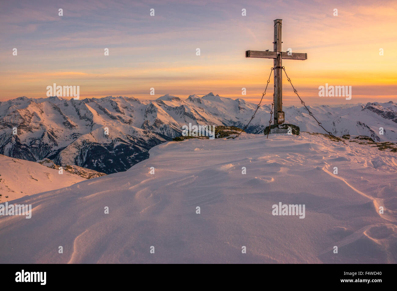 Rastkogel summit cross, 2762m, winter, view of Hintertux Glacier and ...