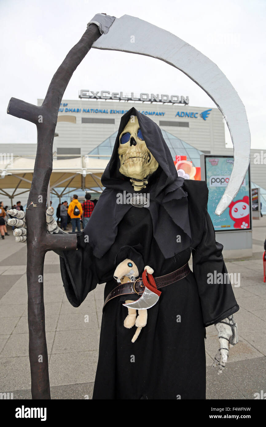 Terry pratchett death hi-res stock photography and images - Alamy