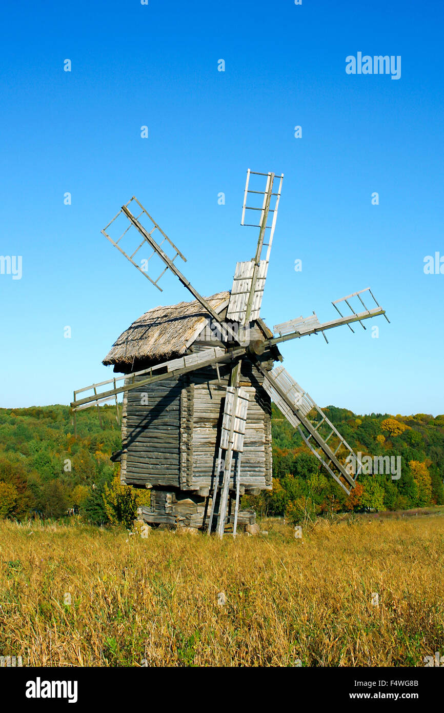 Old wooden windmills at Pirogovo ethnographic museum and autumn ...