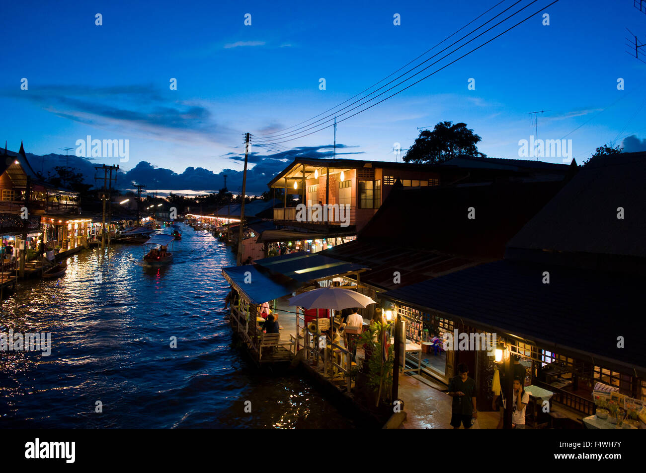 Amphawa Floating Market Stock Photo - Alamy