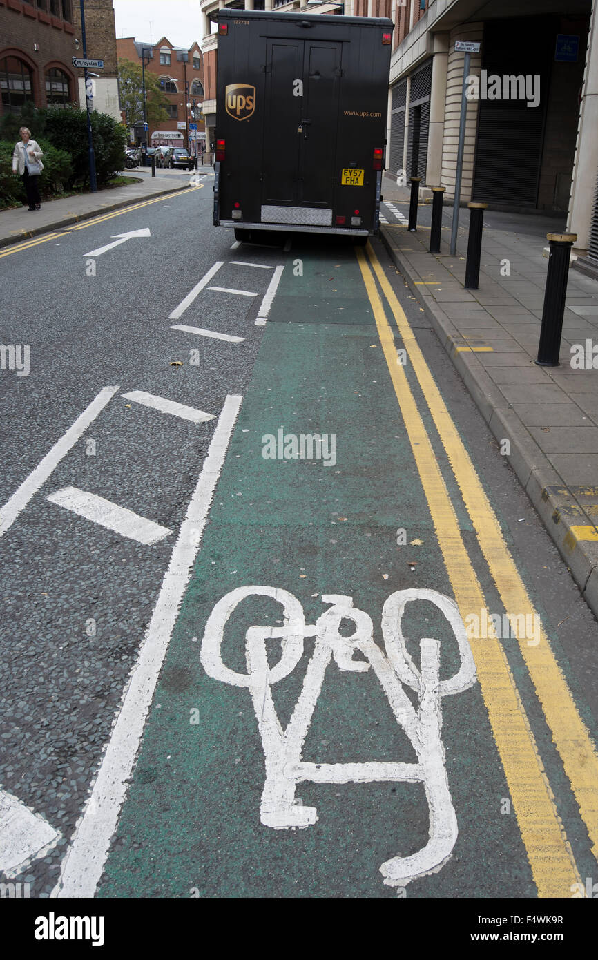 Contraflow Cycle Lane High Resolution Stock Photography and Images - Alamy