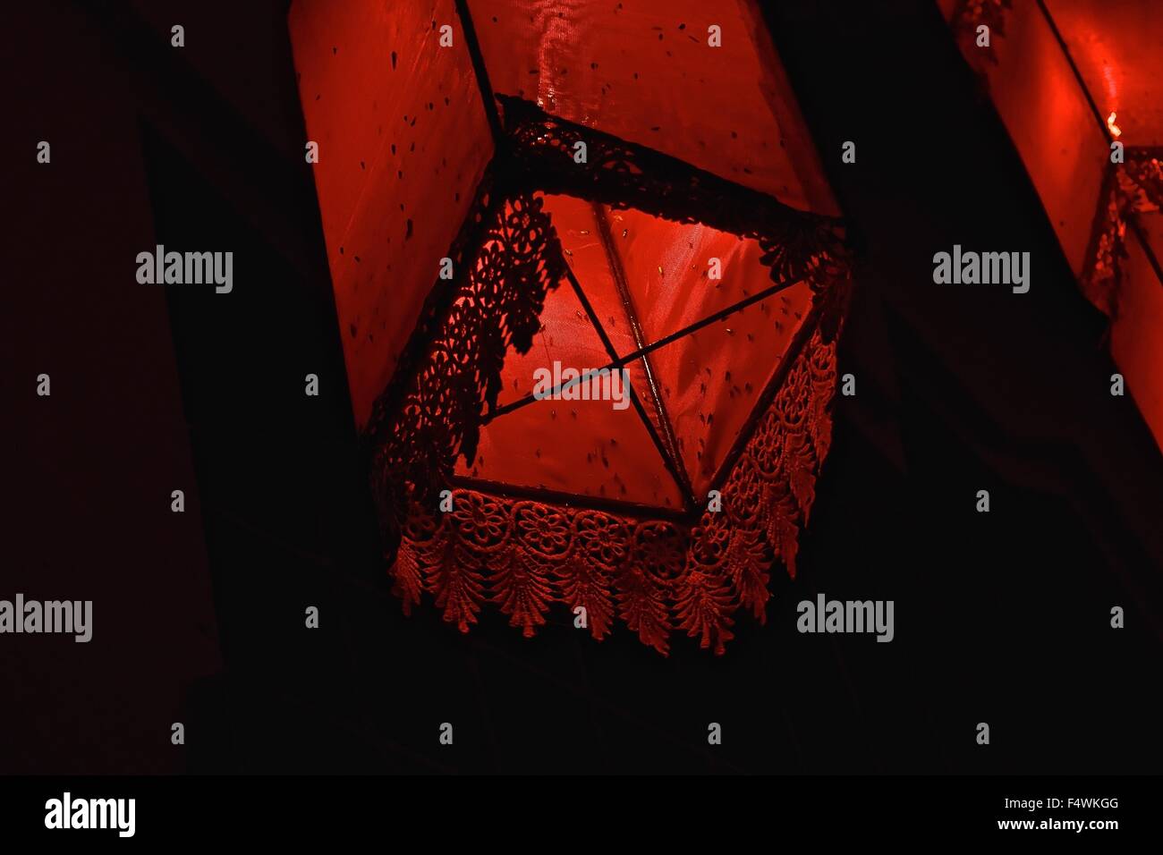 Red shades hi-res stock photography and images - Alamy