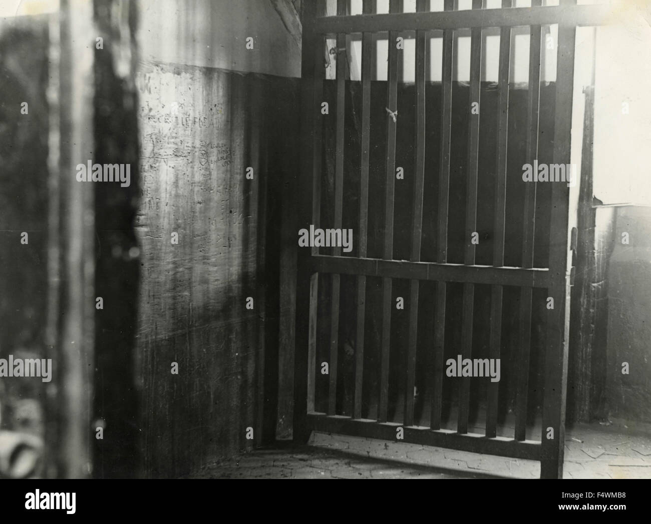Saint lazare prison hi-res stock photography and images - Alamy