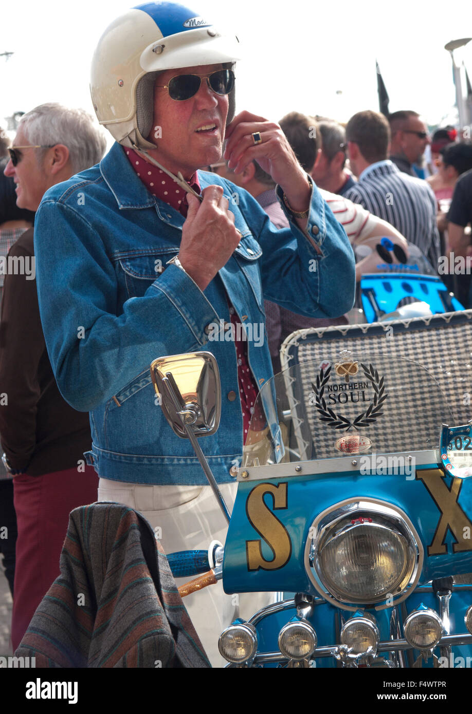 A gathering of mods in Brighton Stock Photo - Alamy