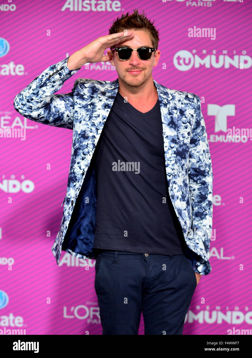 Premios Tu Mundo 2015 awards at the American Airlines Arena - Arrivals ...