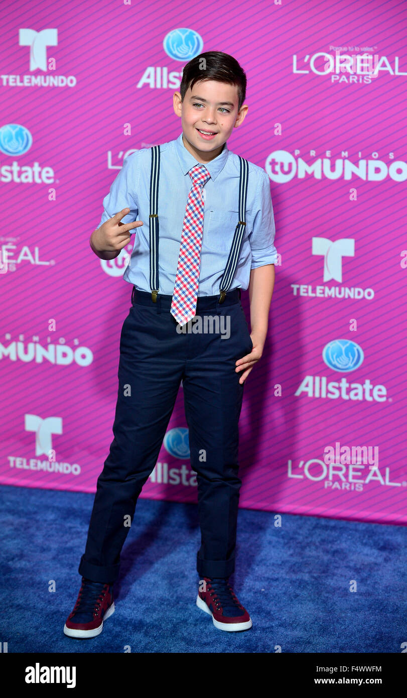 Premios Tu Mundo 2015 awards at the American Airlines Arena - Arrivals ...